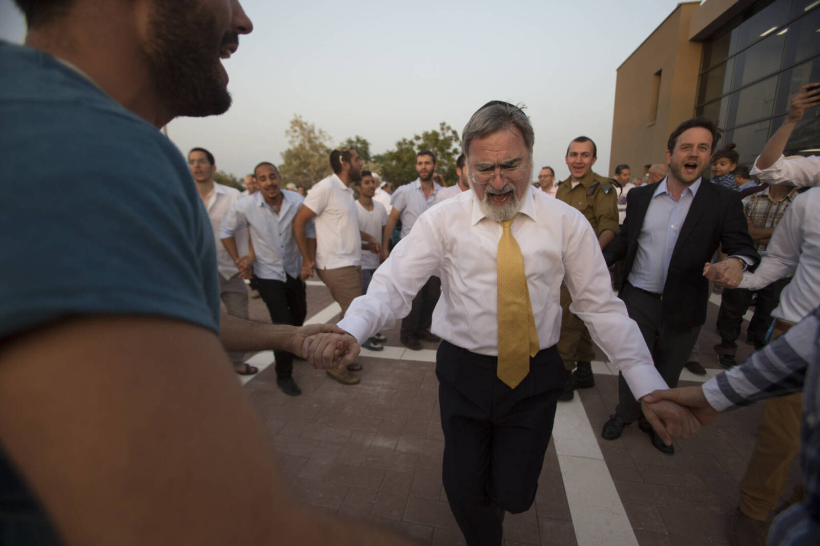 The Life and Career of Rabbi Jonathan Sacks | The Rabbi Sacks Legacy