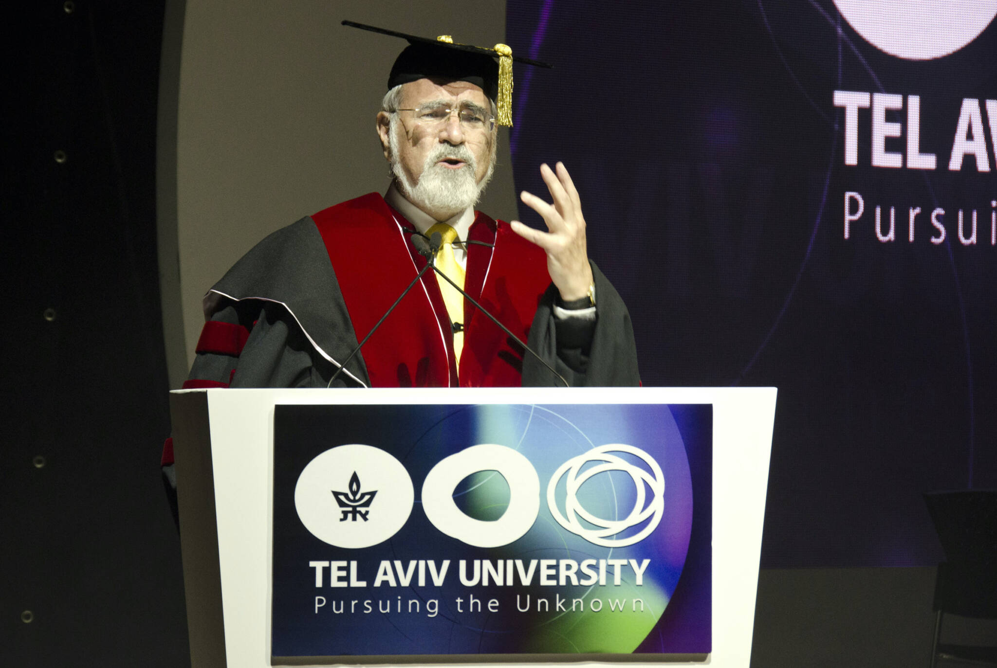 The Life and Career of Rabbi Jonathan Sacks | The Rabbi Sacks Legacy