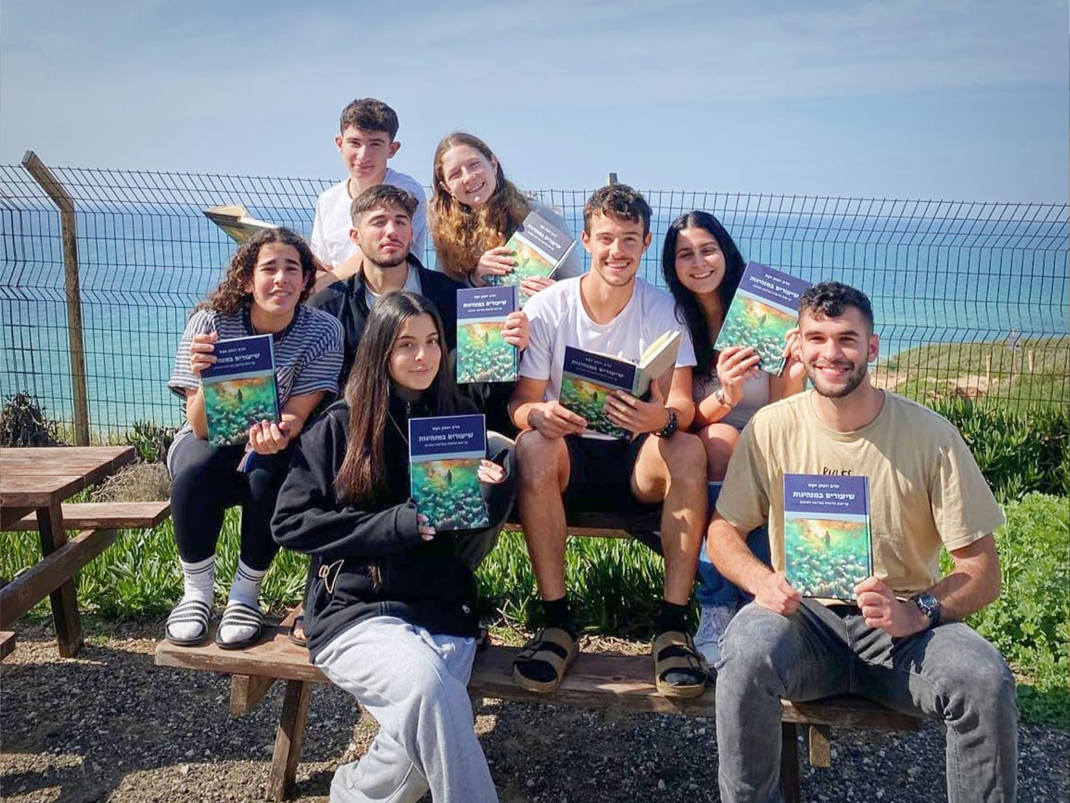 Israeli Students Learning from Rabbi Sacks After High School | The ...