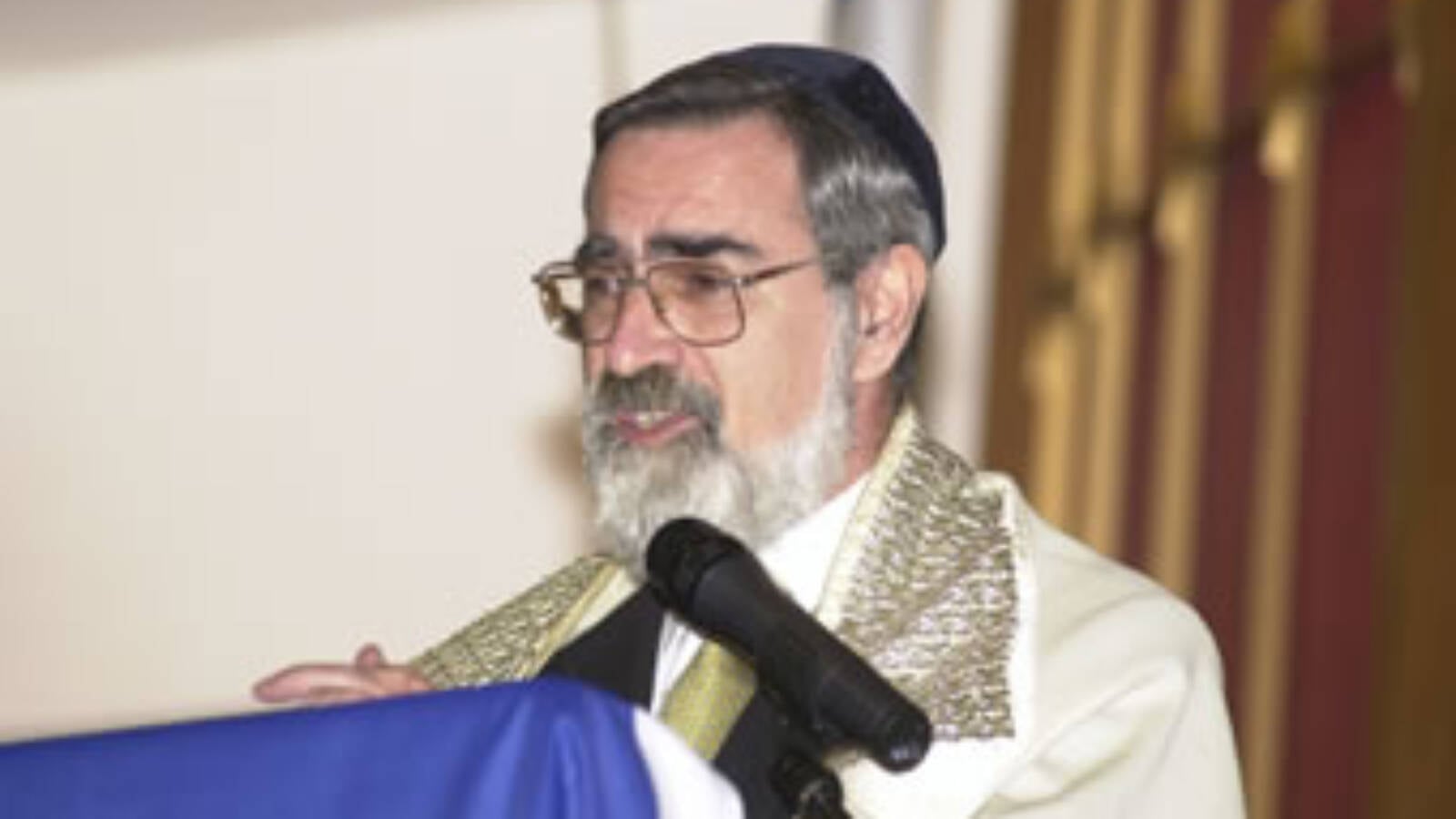 Yom HaZikaron 2026 | The Rabbi Sacks Legacy